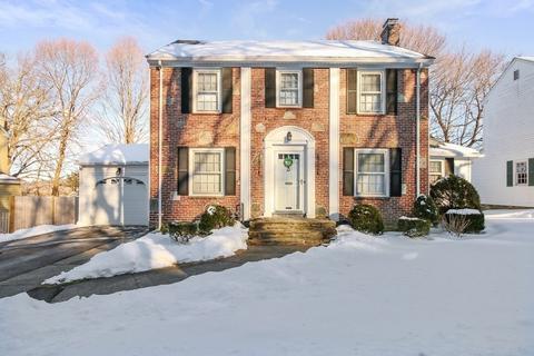 27 Saint Elmo Rd, Worcester, MA 01602 | 34 Photos | MLS #72948497 - Movoto