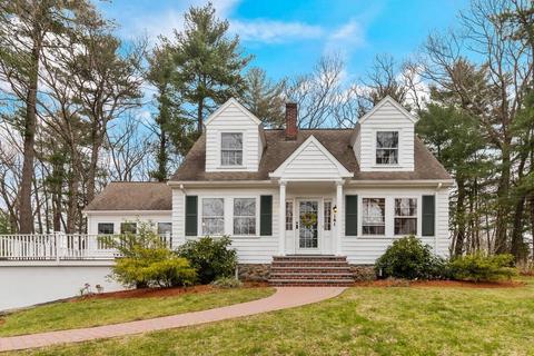 141 Grove St, Reading, MA 01867 | 32 Photos | MLS #72972499 - Movoto