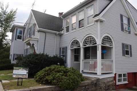 292 Main St, Hudson, MA 01749 | 40 Photos | MLS #73035582 - Movoto