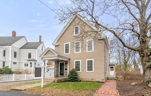 9 W Pine St, Milford, MA 01757 | 32 Photos - Movoto