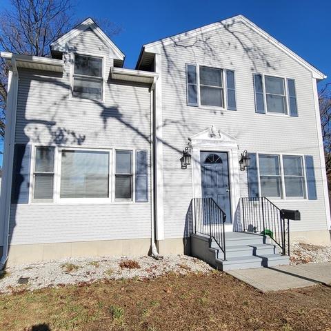 17 Champlain St, Springfield, MA 01151 | 35 Photos | MLS #73064069 - Movoto