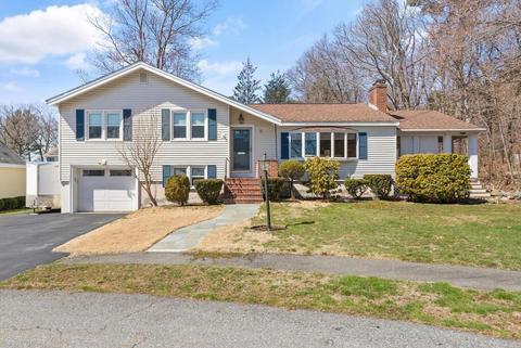 18 Colonial Rd, Beverly, MA 01915 | 28 Photos | MLS #73096884 - Movoto