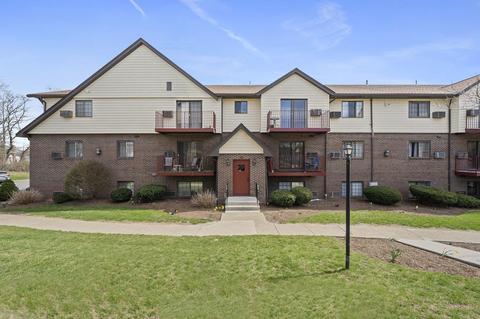 5 Royal Crest Dr #12, Randolph, MA 02368 | 22 Photos | MLS #73098693 ...