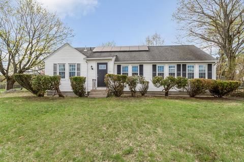 495 Main St, Tewksbury, MA 01876 | 38 Photos - Movoto