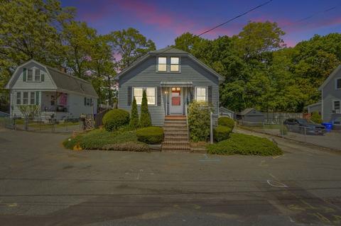5 Clarence Ave, Taunton, MA 02780 | 29 Photos - Movoto