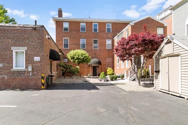 86-88 Congress St #2, Salem, MA 01970 | 35 Photos - Movoto