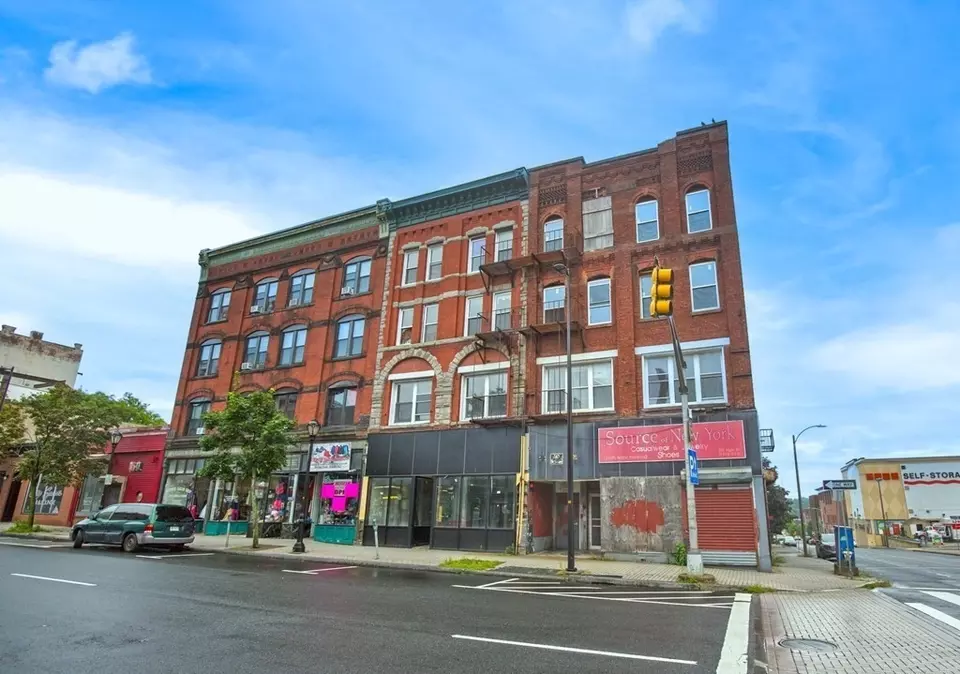 366-372 High St, Holyoke, MA 01040 | 5 Photos - Movoto