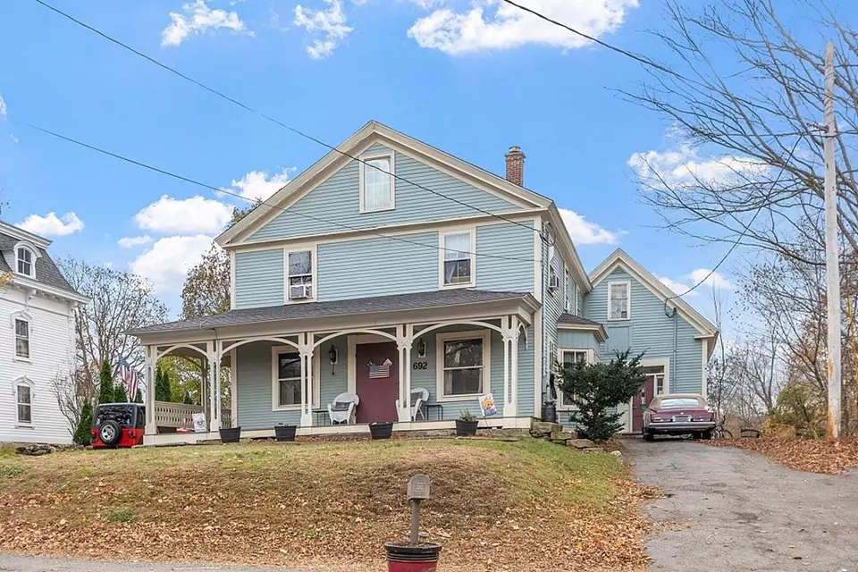 692 Main St, Ashby, MA 01431 | 38 Photos - Movoto