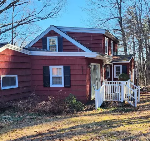 456 Main St, Ashby, MA 01431 | 25 Photos - Movoto