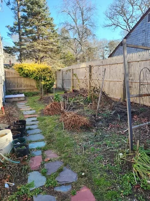 47 Farm Hill Rd, Barnstable, MA 02632 | 36 Photos - Movoto