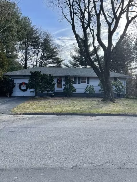 5 Phoenix St, Worcester, MA 01604 - Movoto