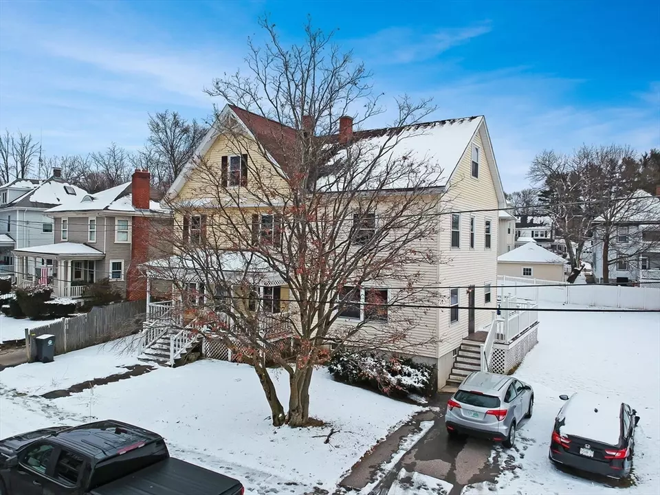 15 Quimby St, Haverhill, MA 01830 | 39 Photos - Movoto