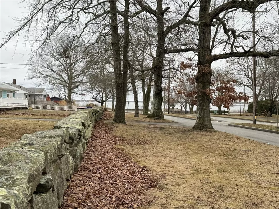 937 S Rodney French Blvd, New Bedford, MA 02744 | 21 Photos - Movoto