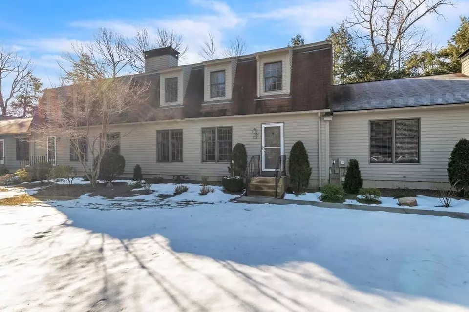419 Southwick Rd #N61, Westfield, MA 01085 | 40 Photos - Movoto