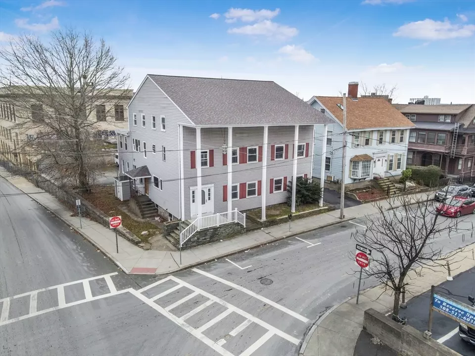 289 Bank St, Fall River, MA 02720 | 34 Photos - Movoto