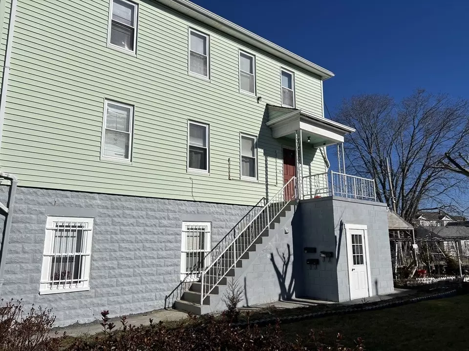 1008-1012 Stafford Rd, Fall River, MA 02721 | 23 Photos - Movoto