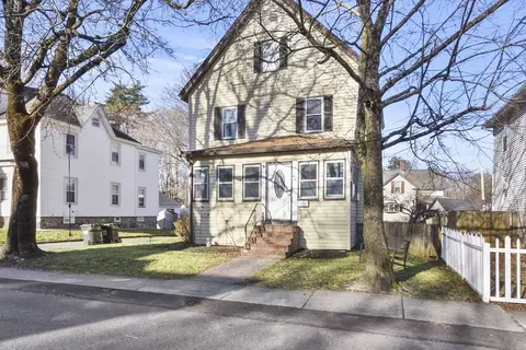 7 Matthew Dr, Hudson, MA 01749 | 15 Photos - Movoto