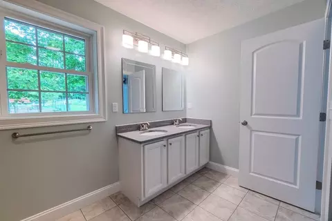 534 Hubbardston Rd #OPT B, Templeton, MA 01468 | 34 Photos - Movoto