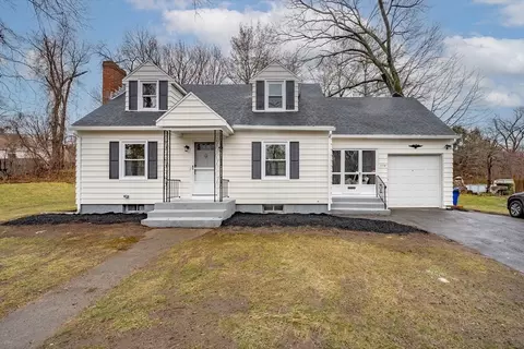 1174 Liberty St, Springfield, MA 01104 | 34 Photos - Movoto