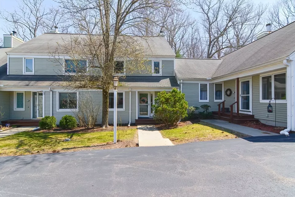 157 Stone Ridge Rd #157, Franklin, MA 02038 | 40 Photos - Movoto
