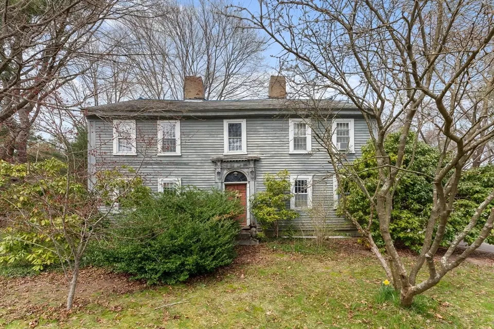 340 Pleasant St, Raynham, MA 02767 | 22 Photos - Movoto