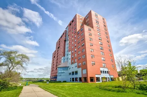 750 Davol St #1013, Fall River, MA 02720 | 36 Photos - Movoto