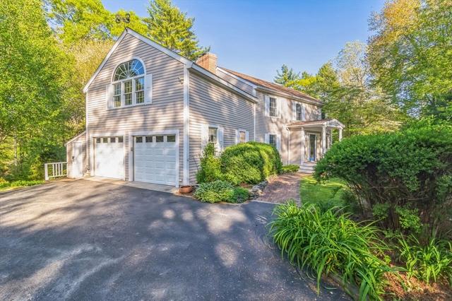 4 Stuart Rd, Rochester, MA 02770 | 37 Photos - Movoto