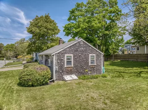 18 Smith Rd, Rockport, MA 01966 | 23 Photos - Movoto