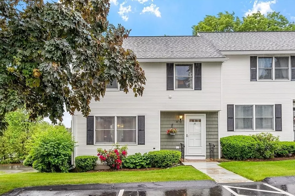 14 Brandee Ln #7, Methuen, MA 01844 | 32 Photos - Movoto