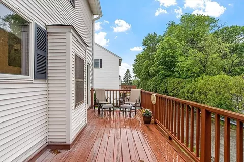 14 Brandee Ln #7, Methuen, MA 01844 | 32 Photos - Movoto