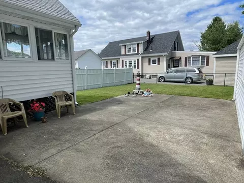 41 Bay State Rd, Peabody, MA 01960 | 37 Photos - Movoto