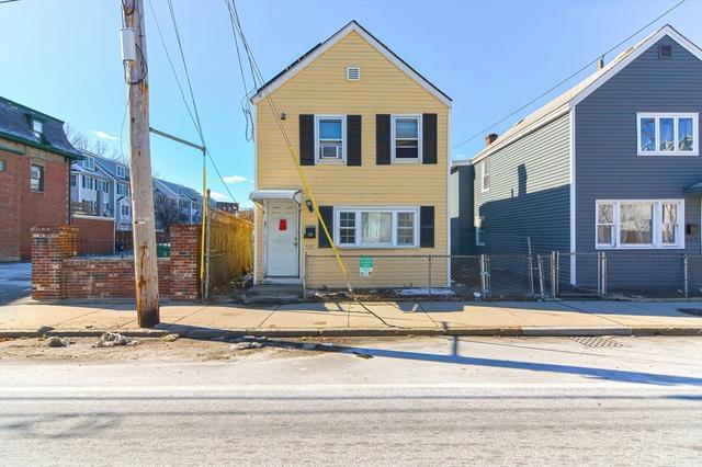 557 Lawrence St, Lowell, MA 01852 | 14 Photos - Movoto