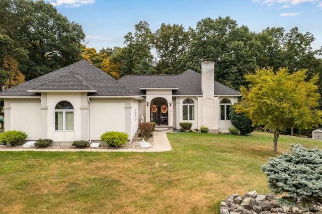 176 Genovevo Dr, Ludlow, MA 01056 | 39 Photos - Movoto