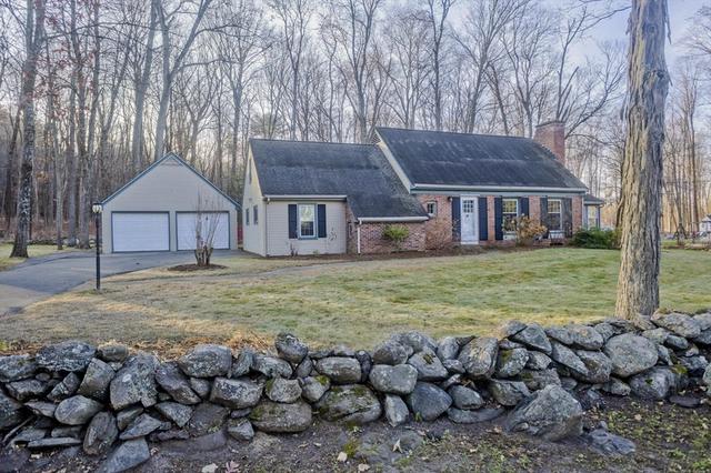 9 Brookmont Dr, Wilbraham, MA 01095 | 42 Photos - Movoto