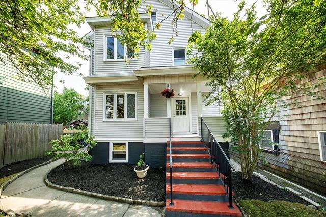 121 Horton St, Fall River, MA 02723 | MLS# 73386821 | 41 Photos - Movoto