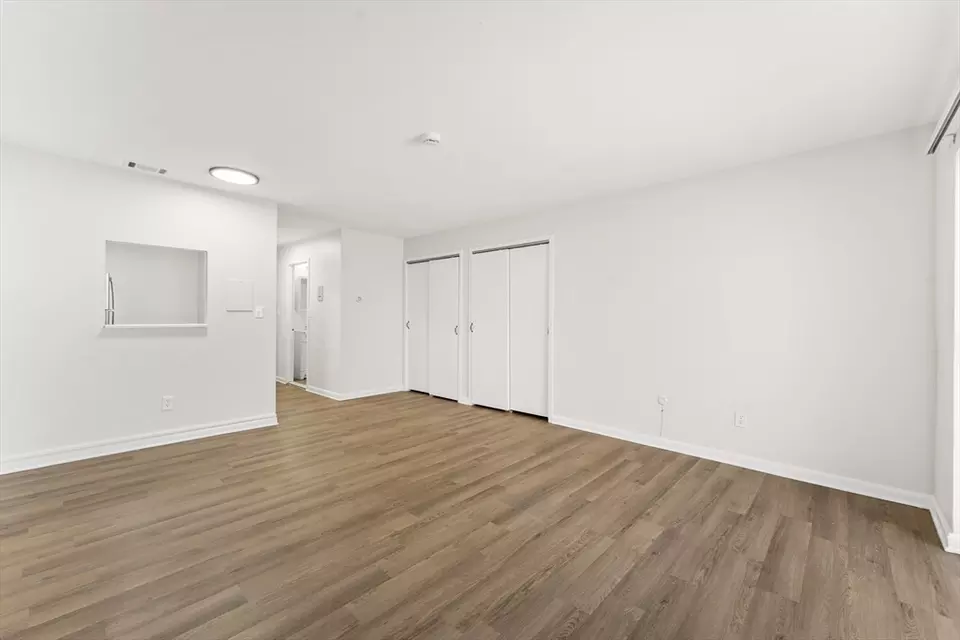 175 Clare Ave #B3, Boston, MA 02136 | MLS# 73456806 | 22 Photos - Movoto