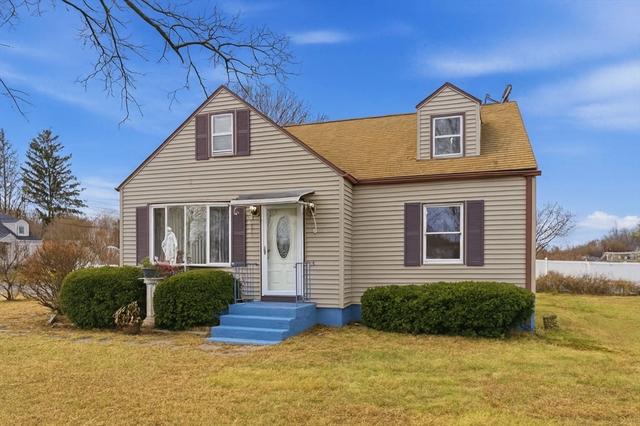 41 Susan Ave, South Hadley, MA 01075 | MLS# 73461510 | 23 Photos - Movoto