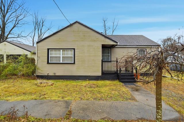 11 Cheyenne Rd, Springfield, MA 01109 | MLS# 73463269 | 26 Photos - Movoto