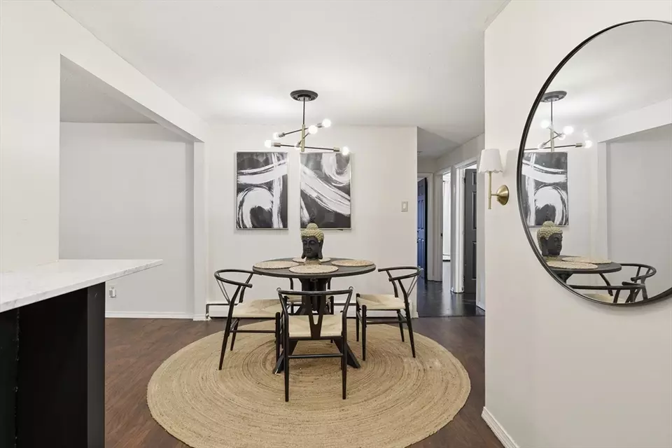 11 Cheyenne Rd, Springfield, MA 01109 | MLS# 73463269 | 26 Photos - Movoto