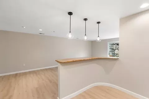 17 Lions Ln #2005, Salem, MA 01970 | MLS# 73535463 | 32 Photos - Movoto