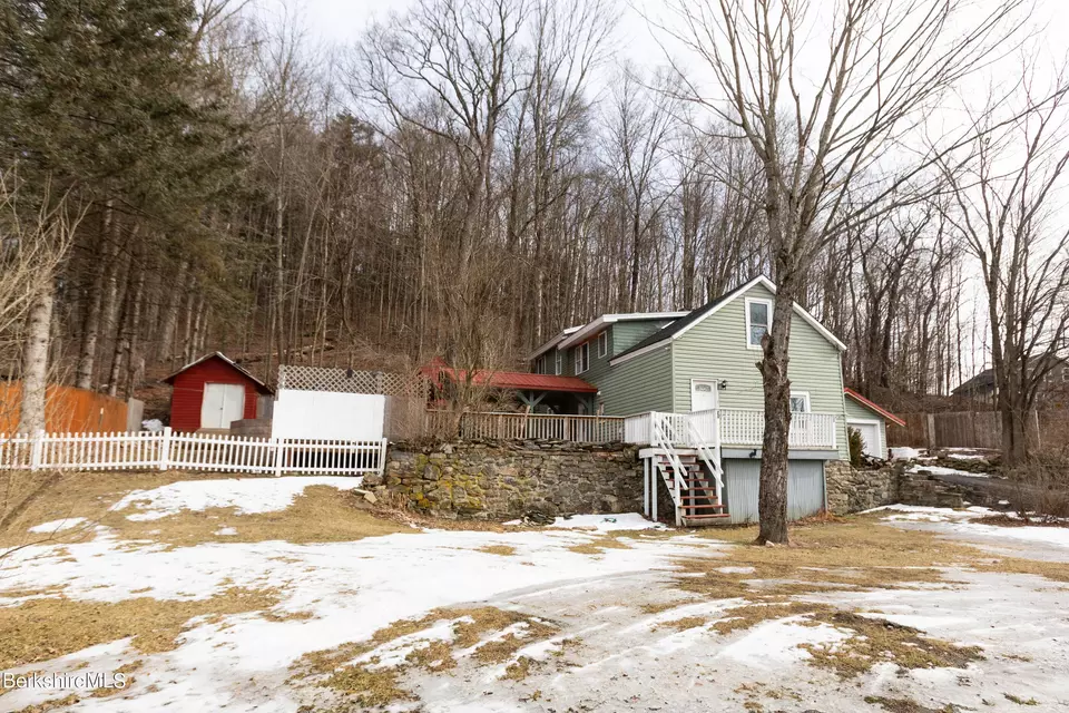 122 Holmes Rd, Hinsdale, MA 01235 | 42 Photos - Movoto