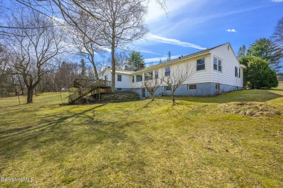 30 Partridge Rd, Pittsfield, MA 01201 | 25 Photos - Movoto