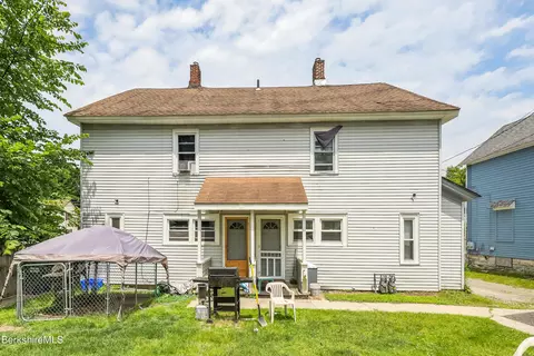 17-23 Danforth Ave, Pittsfield, MA 01201 | 16 Photos - Movoto