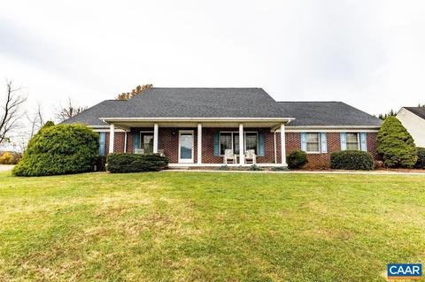 1624 Chatham Rd, Waynesboro, VA 22980 | 65 Photos | MLS #635987 - Movoto