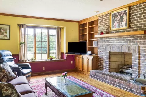 169 Warren Oaks Ln, Waynesboro, VA 22980 | 53 Photos - Movoto