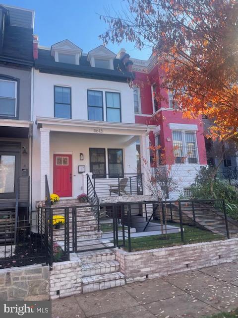 3613 10th St NW, Washington, DC 20010 | 3 Photos | MLS #DCDC2074010 ...