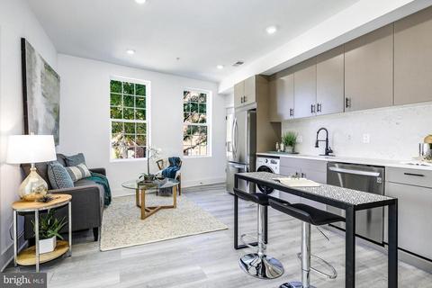 759 18th St NE #101, Washington, DC 20002 | 11 Photos | MLS # ...