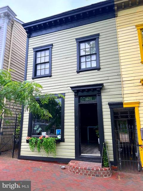 Cathedral Wesley Heights Mclean Gardens, Washington, DC Duplex & Multi ...