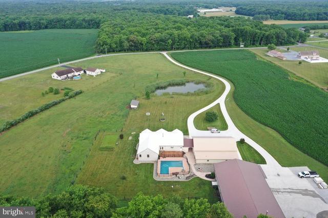 728 Toby Collins Ln, Harrington, DE 19952 | 71 Photos - Movoto