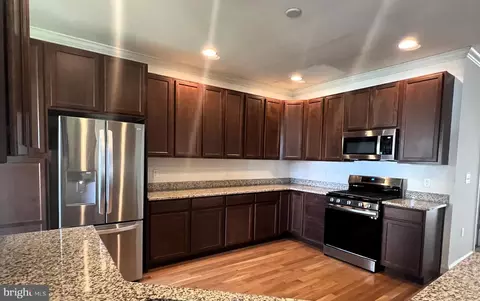 74 Waters Edge Dr, Dover, DE 19904 | 24 Photos - Movoto